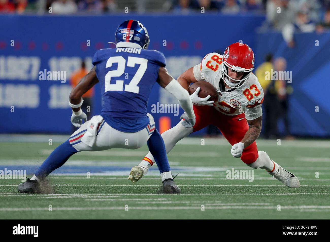 Kansas City Chiefs tight end Noah Gray (83) in action against New York ...
