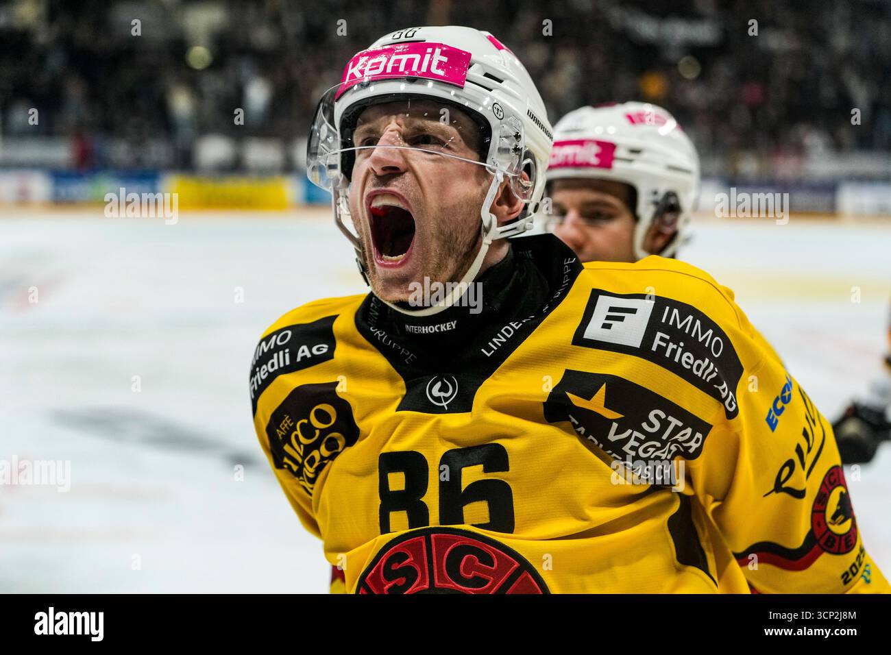 23/09/2025, Porza, Cornèr Arena, NL: HC Lugano - SC Bern, #86 Joel ...