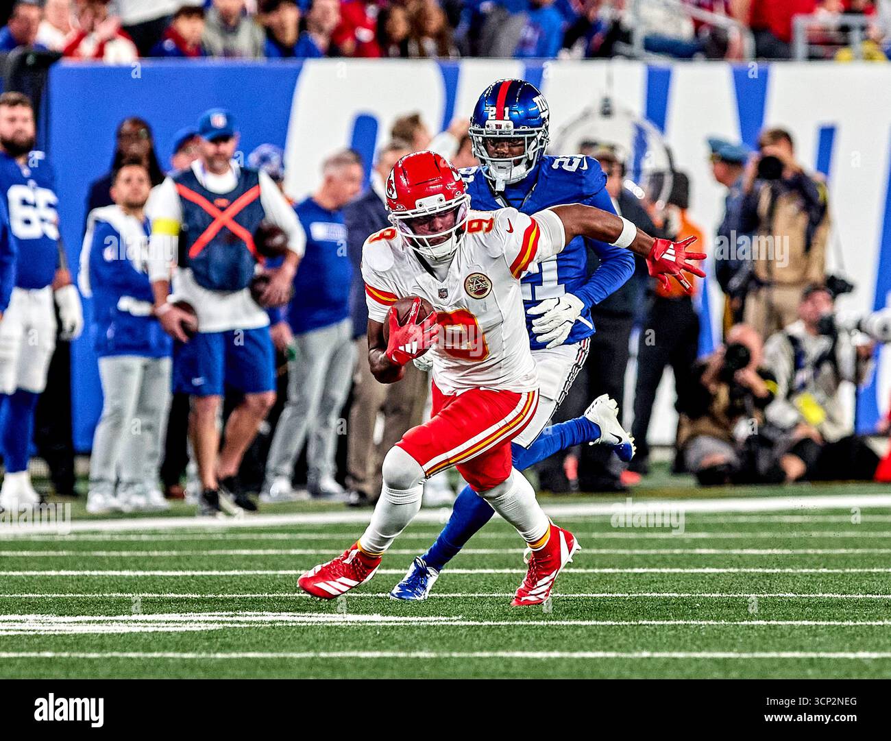 Kansas City Chiefs wide receiver Juju Smith-Schuster (9) on a catch and ...
