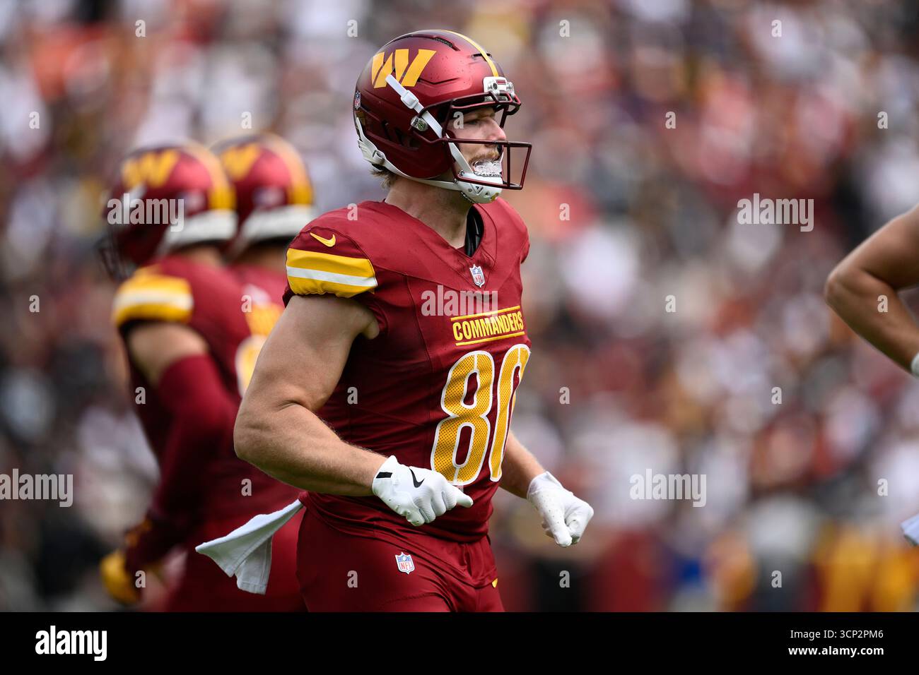 Washington Commanders tight end Colson Yankoff (80) in action during ...