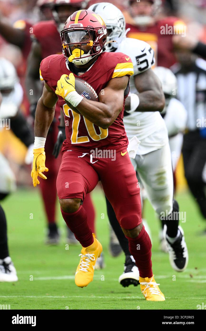 Washington Commanders running back Jeremy McNichols (26) in action ...