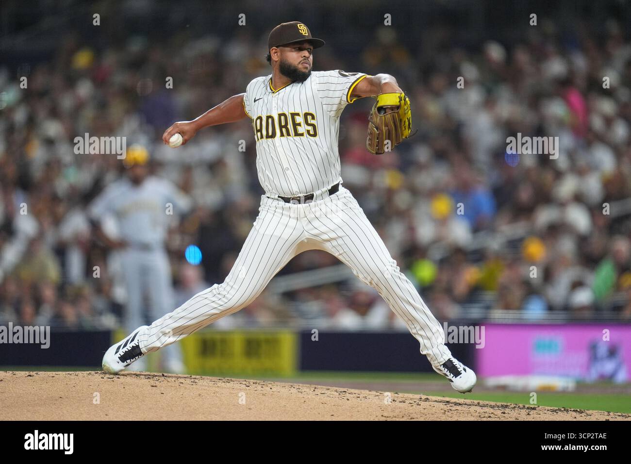 San Diego Padres starting pitcher Randy Vasquez works against a ...