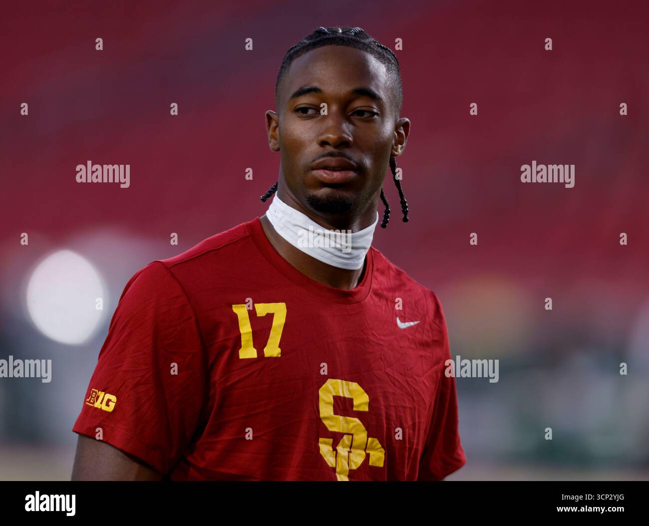 September 20, 2025 USC Trojans wide receiver Prince Strachan (17) warms ...