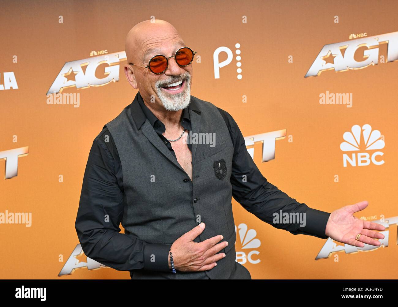 Howie Mandel backstage at ‘America’s Got Talent’ Season 20 - Final ...