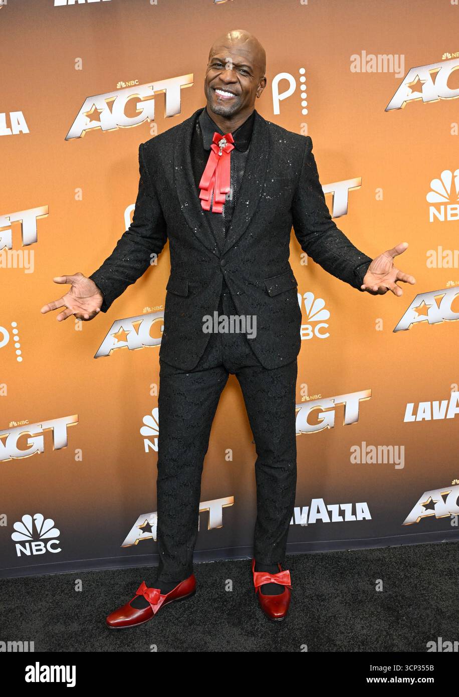 Terry Crews backstage at ‘America’s Got Talent’ Season 20 - Final Performances at Hotel Dena on ...