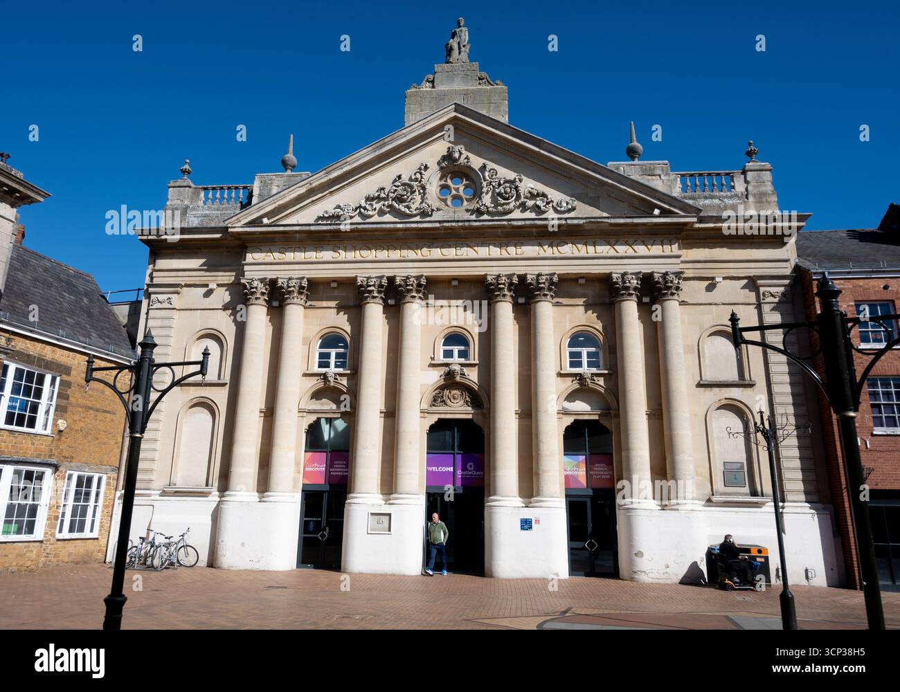 Castle Quay shopping centre entrance, Banbury, Oxfordshire, England, UK ...