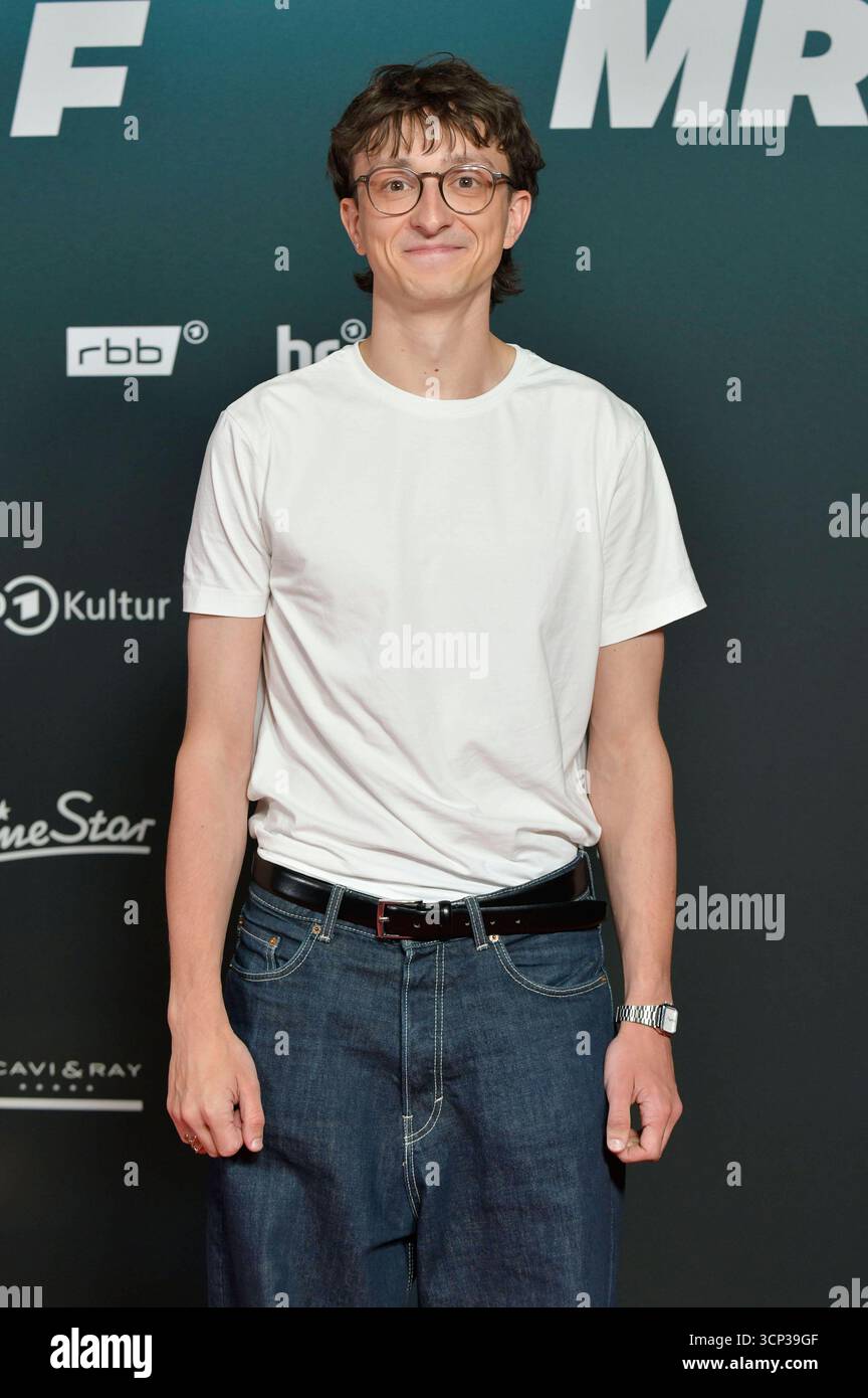 Julius Drost bei der Premiere des Dokumentarfilms Der talentierte Mr. F ...