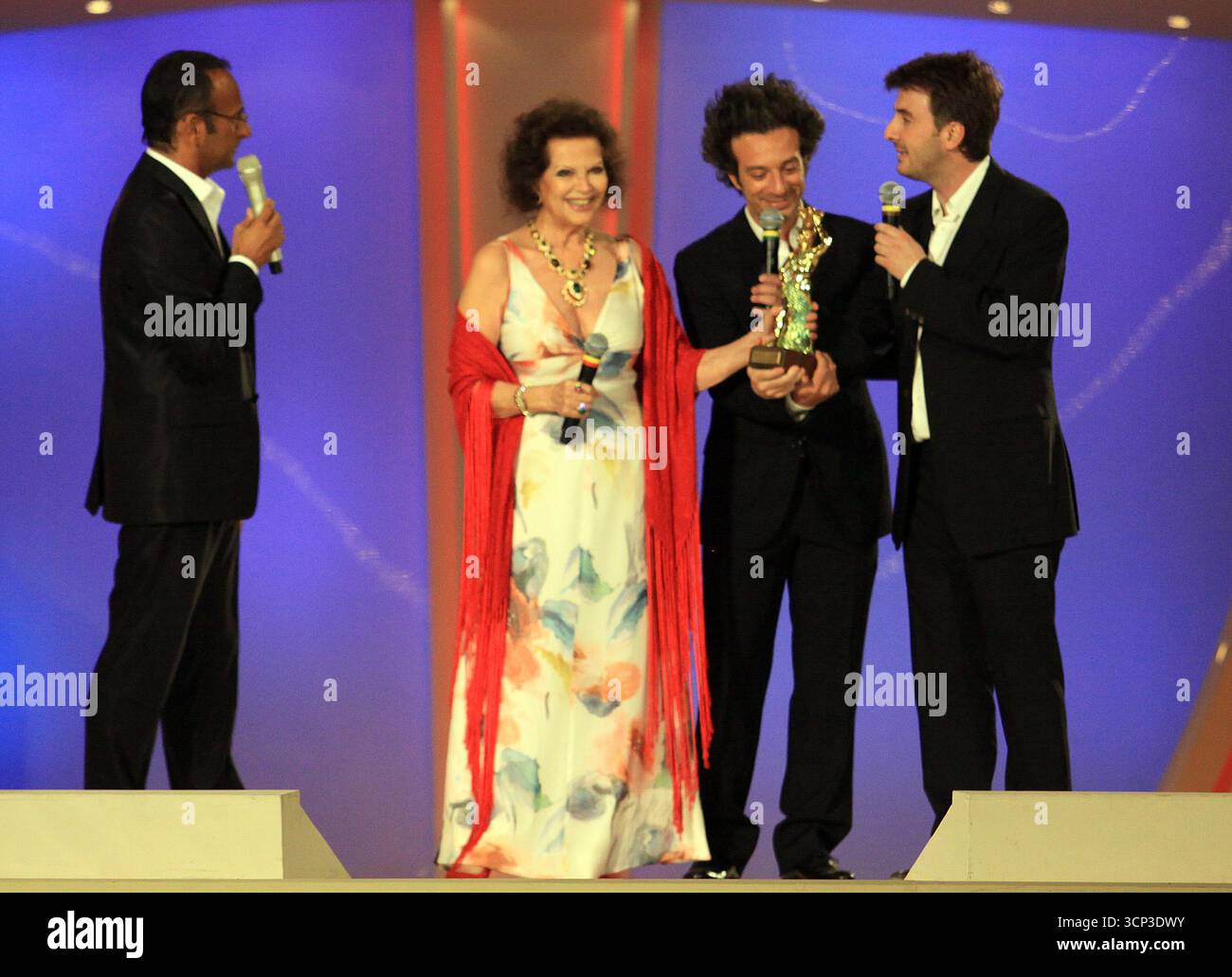 LECCE - PREMIO BAROCCO 2009 - CARLO CONTI CON FICARRA E PICONE CHE ...