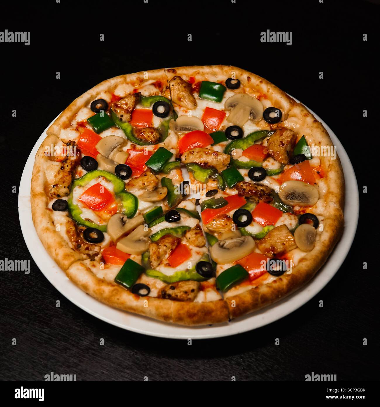 Healthy grilled chicken pizza hi-res stock photography and images - Alamy