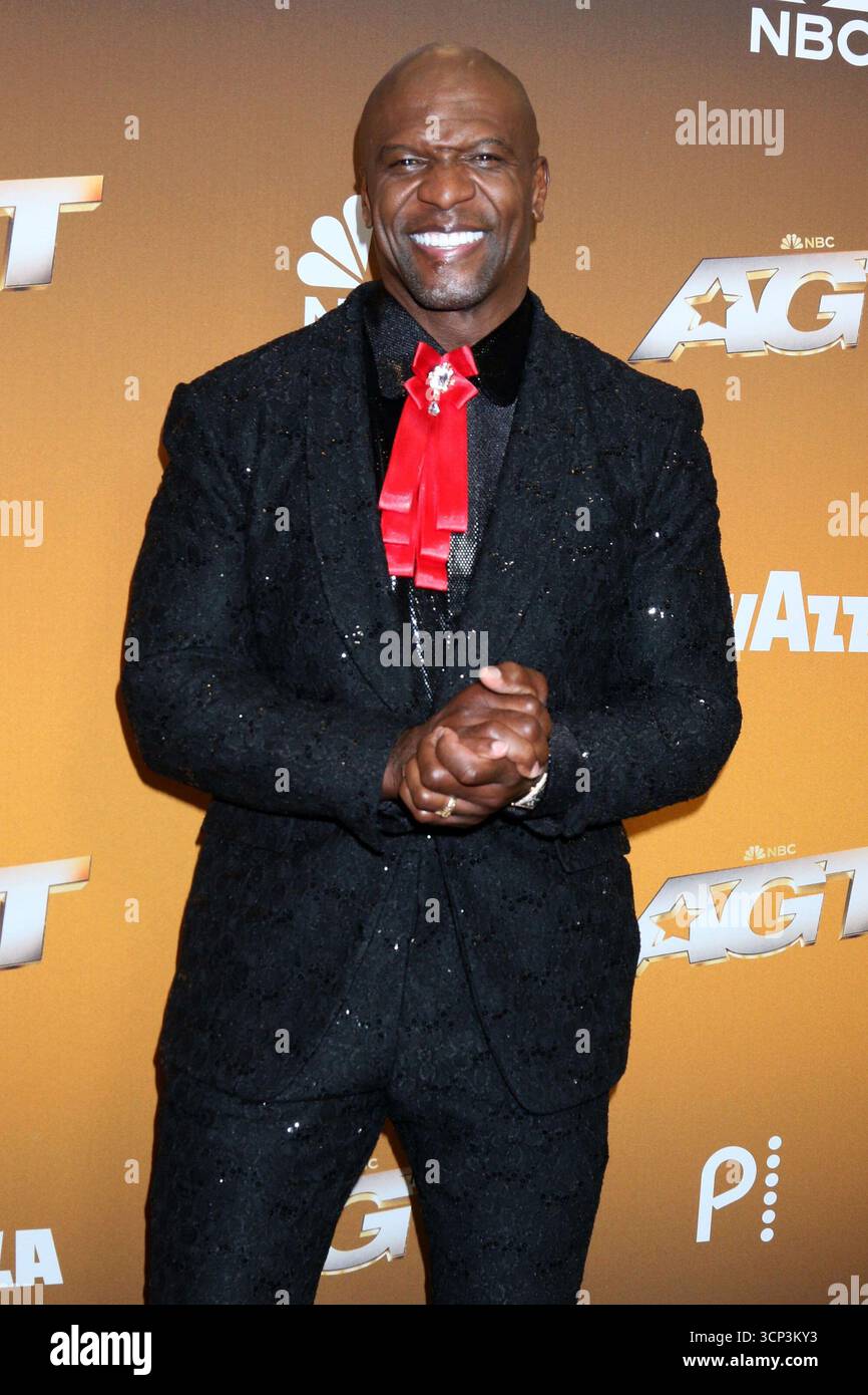 Terry Crews at arrivals for AMERICA'S GOT TALENT Finale Performances ...