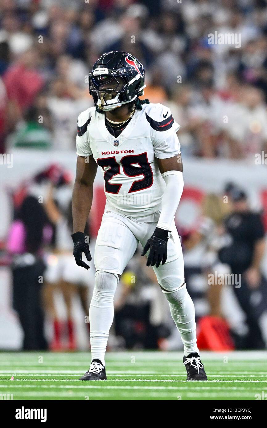 Houston Texans safety M.J. Stewart (29) defends in coverage during the ...