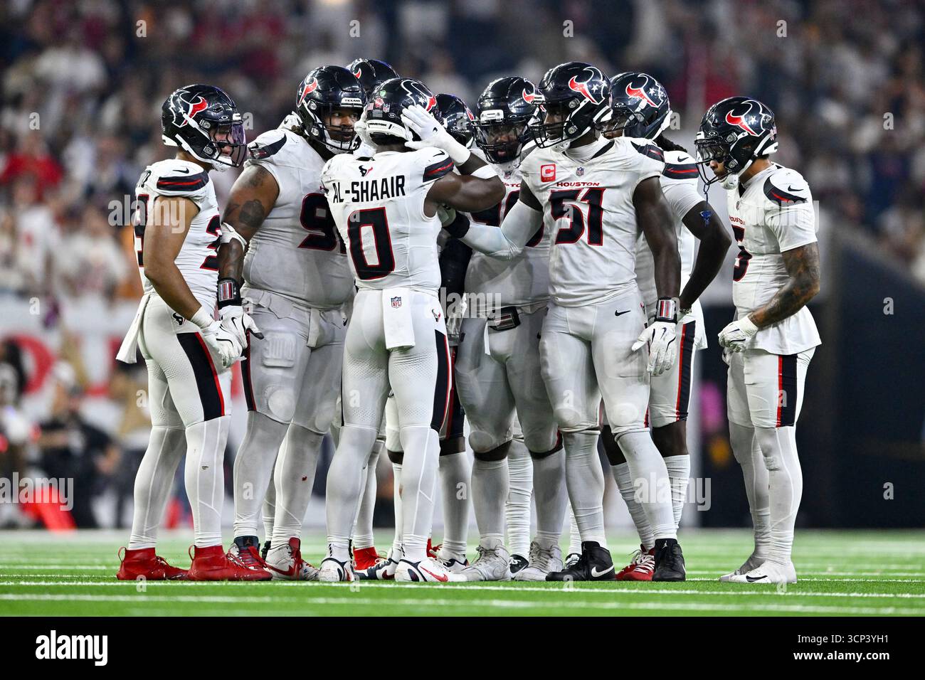 Houston Texans defense stands on the field during the fourth quarter of ...