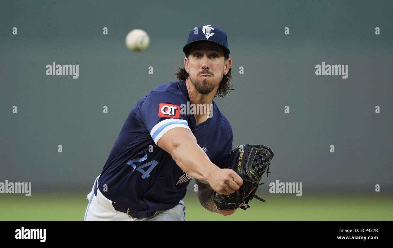 Kansas City Royals starting pitcher Michael Lorenzen throws during the ...