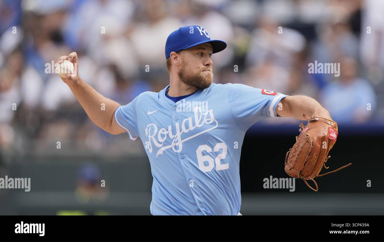Kansas City Royals relief pitcher Jonathan Bowlan throws during the ...