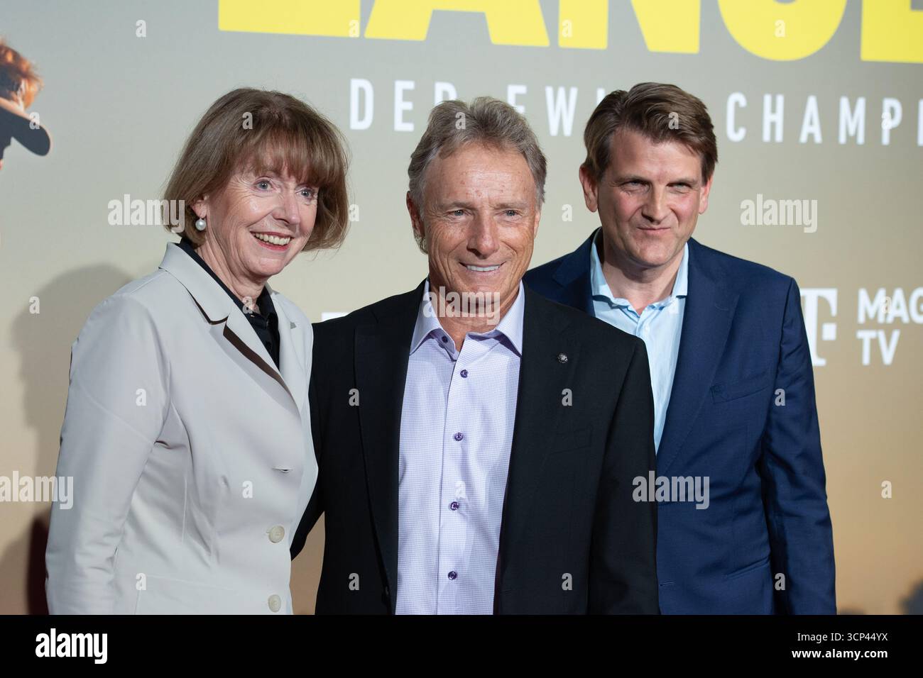 left to right Henriette REKER, Mayor of the City of Cologne, Bernhard ...