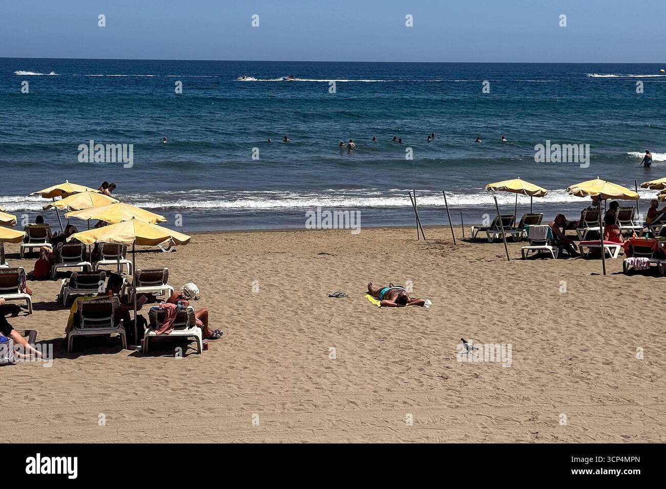 Beruehmter, beliebter Strand im Sueden von Gran Canaria und ein ...