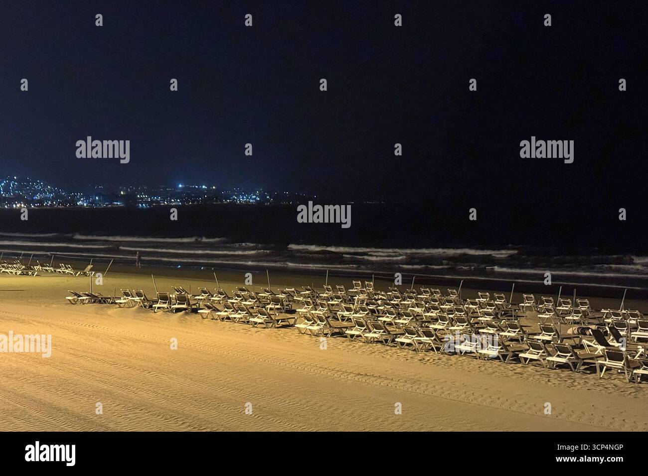 Beruehmter, beliebter Strand im Sueden von Gran Canaria und ein ...