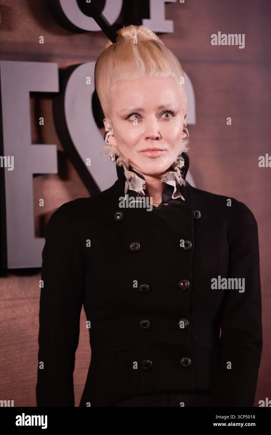 London, United Kingdom. 23th September 2025. Daphne Guinness arrives at ...