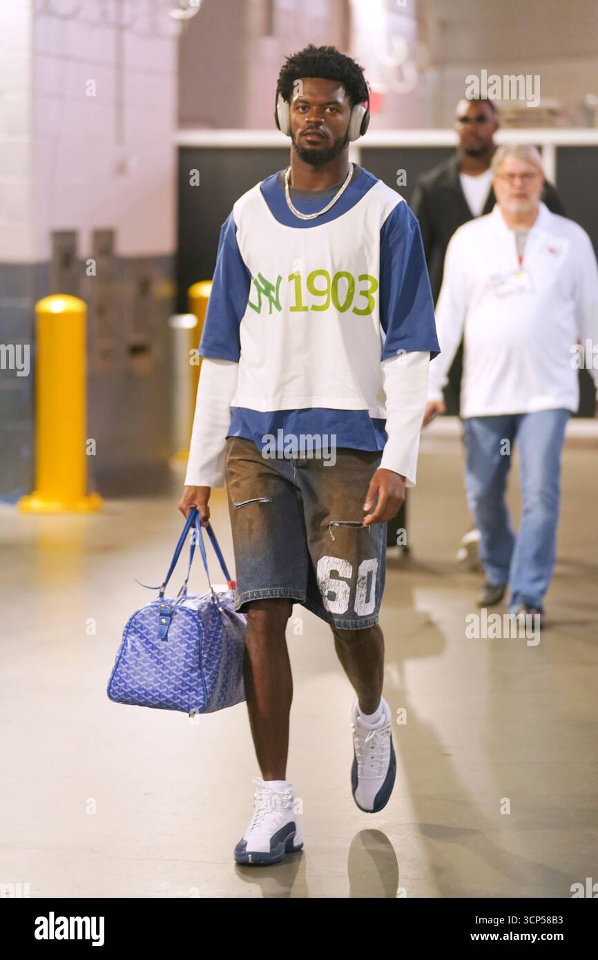 Kansas City Chiefs wide receiver Tyquan Thornton (80) arrives prior to ...