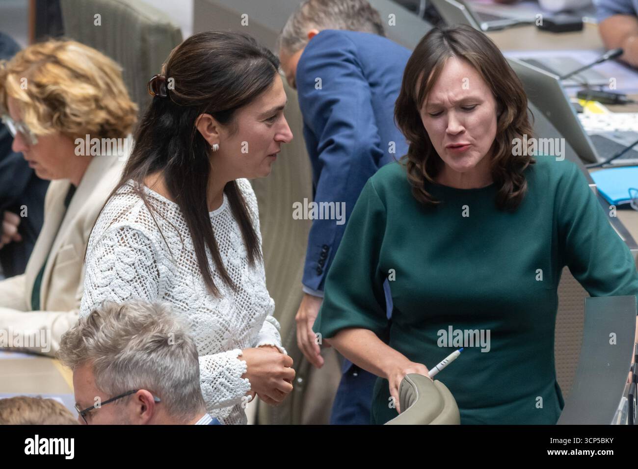 Brussels, Belgium. 24th Sep, 2025. Flemish Minister for Education and ...