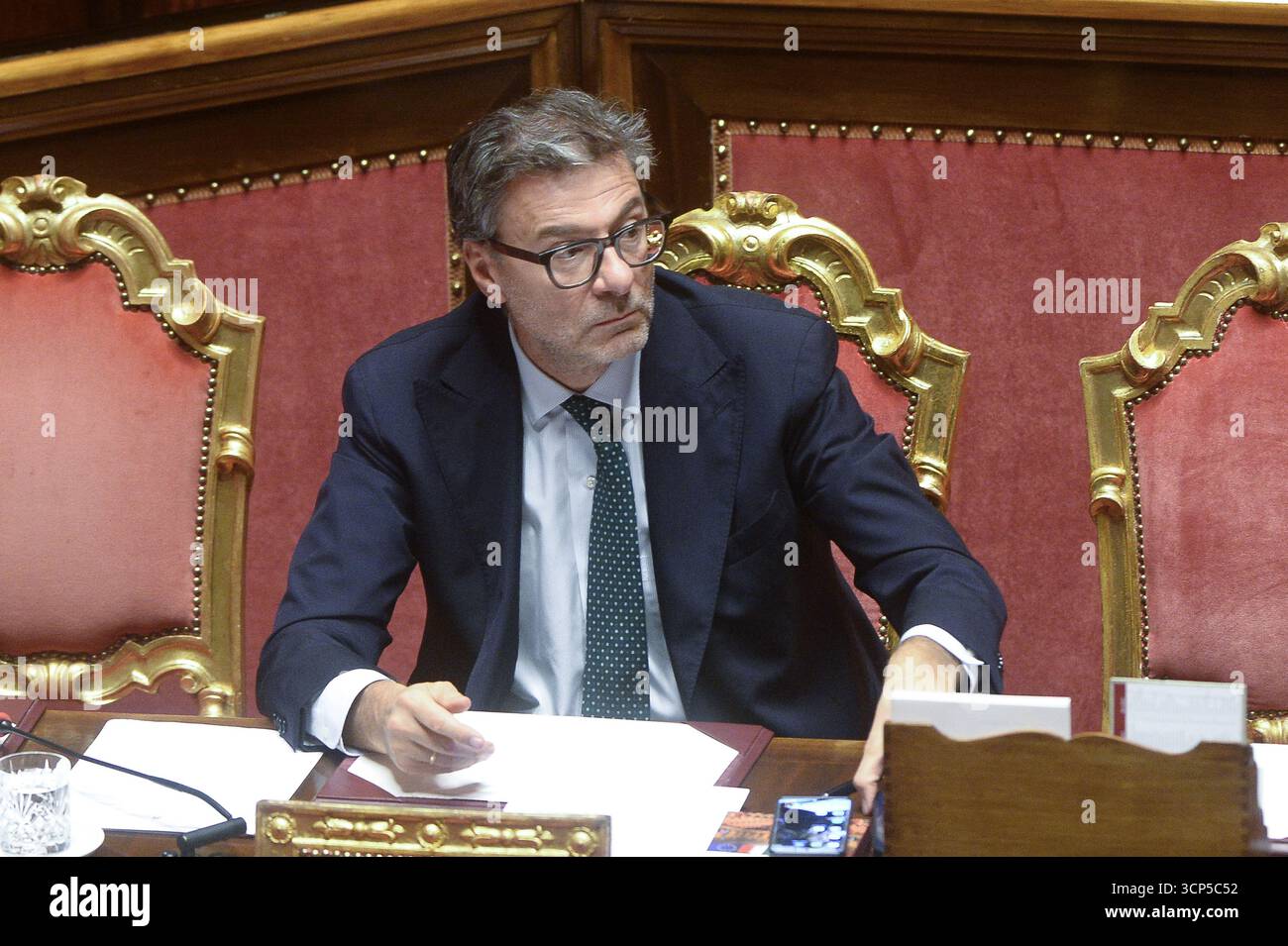 Rome Senate hearing of the Minister of Economy on the country's ...