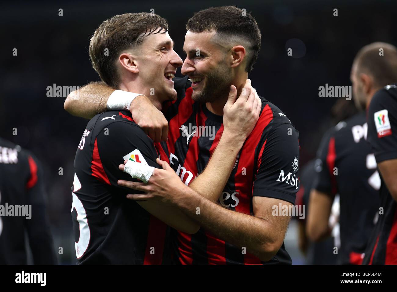 Santiago Gimenez of Ac Milan (R) celebrates with Alexis Saelemaekers of ...