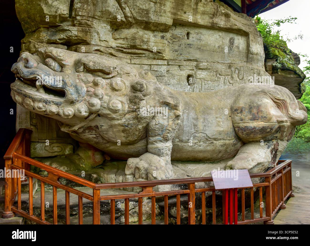 Nanshan cliff carving hi-res stock photography and images - Alamy