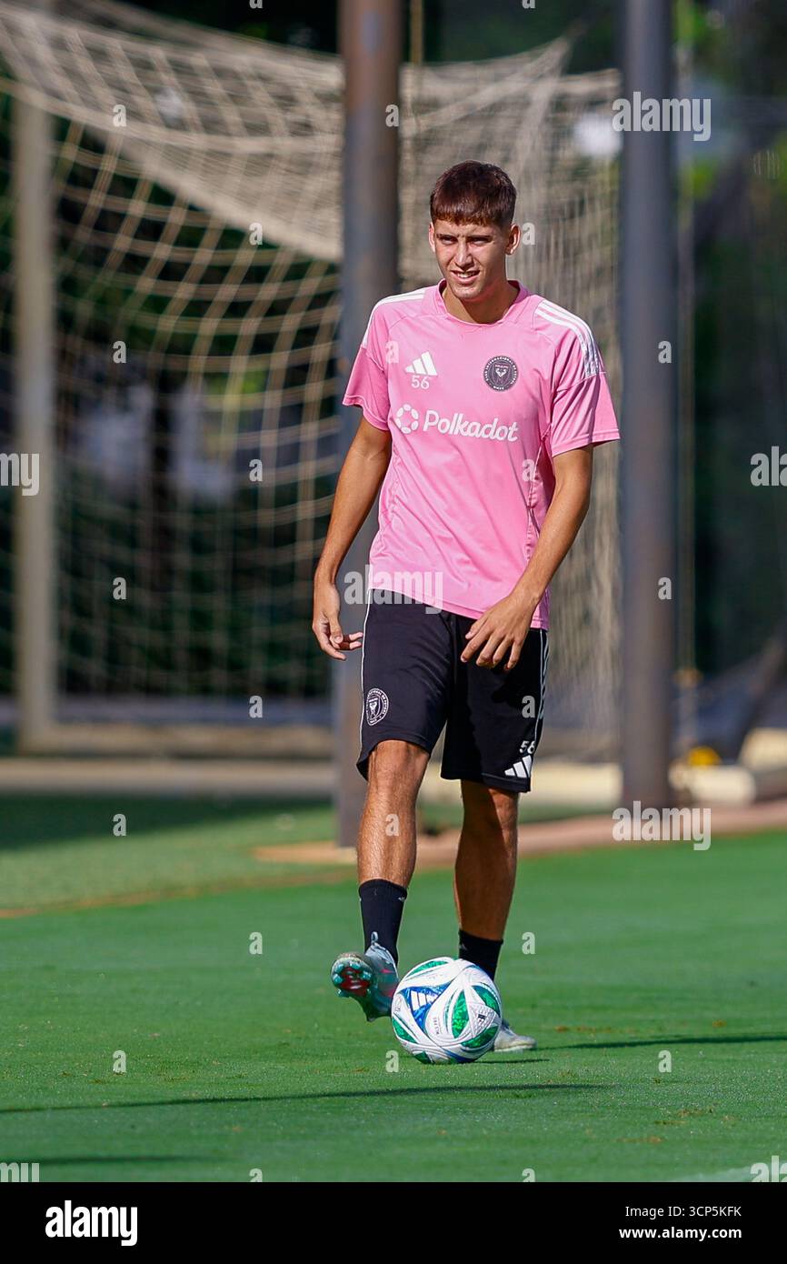 FORT LAUDERDALE, FL - SEPTEMBER 23: Inter Miami FC forward Dániel ...