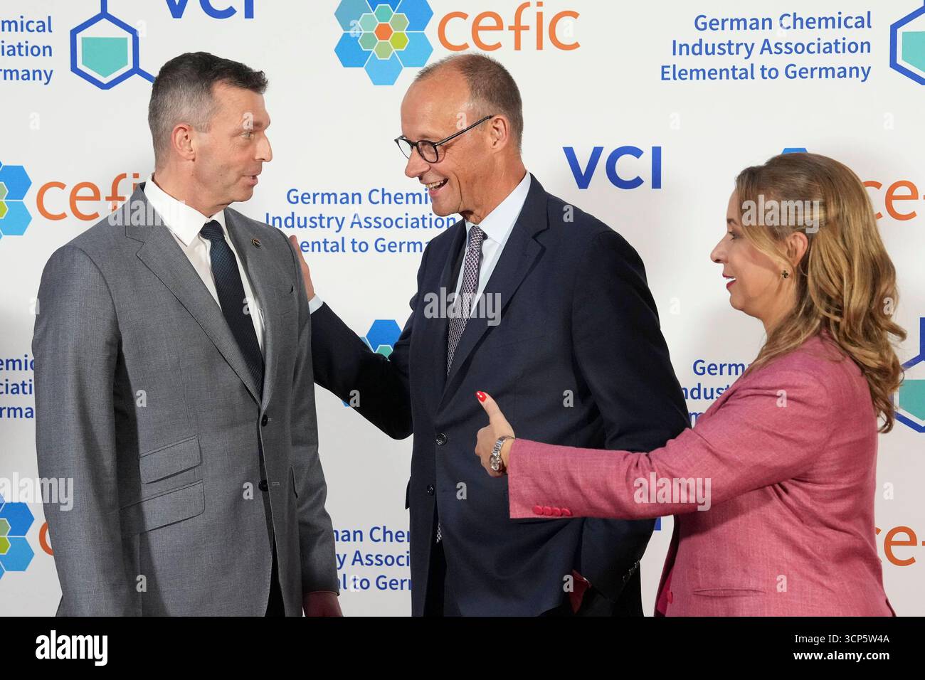 Bundeskanzler Merz beim Chemie und Pharma Summit 2025 des VCI Bundeskanzler Friedrich Merz ...