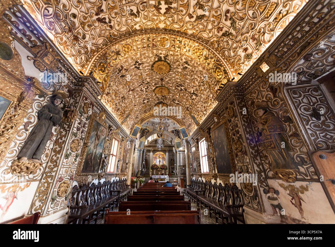 Capilla del Señor de Tlacolula and Tlacolula Church, Oaxaca, Mexico ...