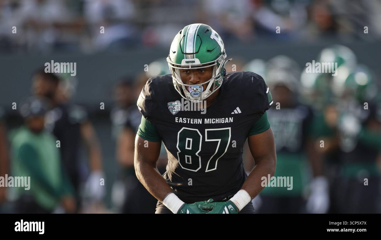 Eastern Michigan tight end Joshua Long plays during an NCAA football ...