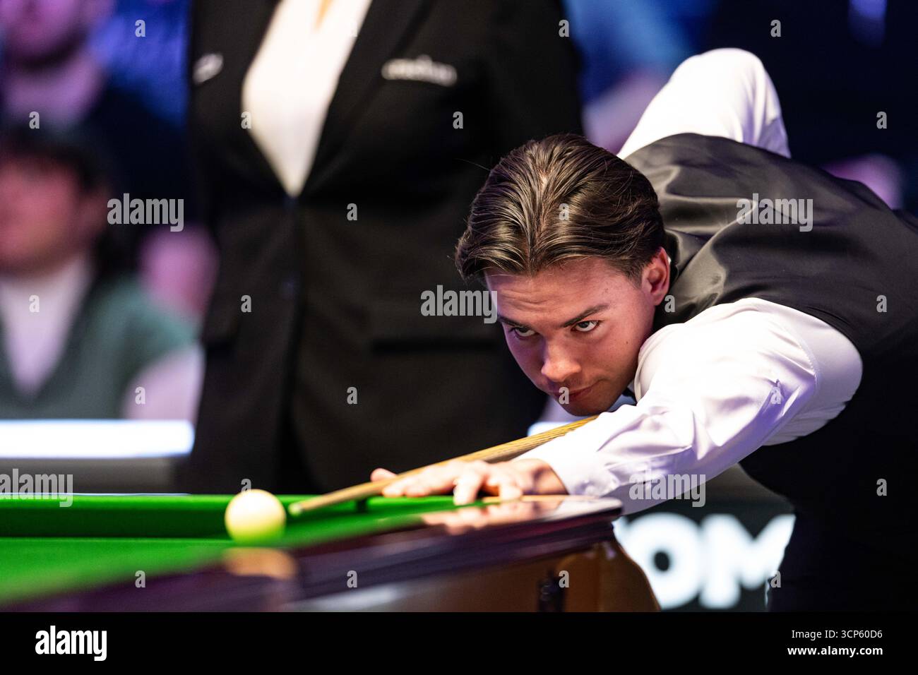 24th September 2025; Cheltenham Racecourse, Cheltenham, England: 2025 Unibet British Open ...