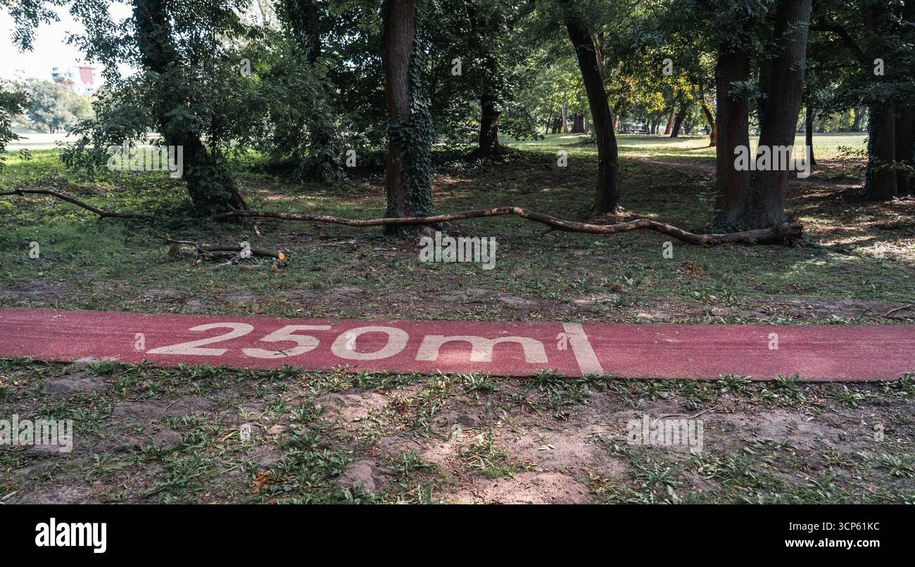 250m marker hi-res stock photography and images - Alamy