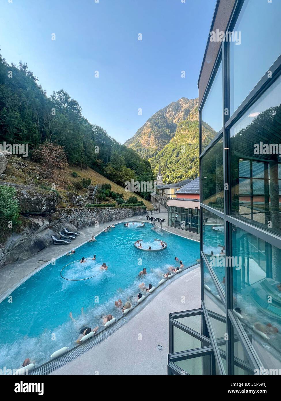 Thermal baths pyrenees hi-res stock photography and images - Alamy