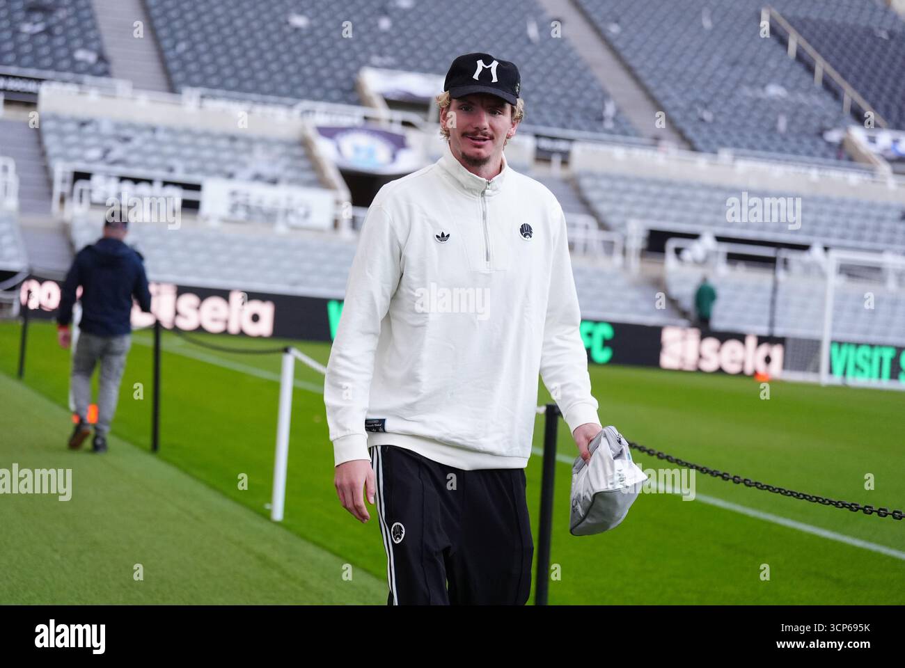 Newcastle United's Nick Woltemade arrives before the Carabao Cup third ...