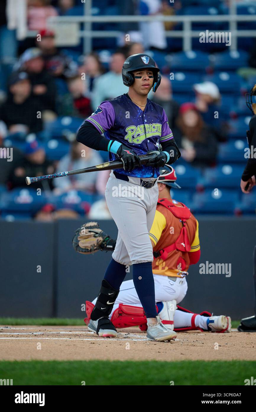 Somerset Patriots Dylan Jasso (4) bats during an MiLB Eastern League ...