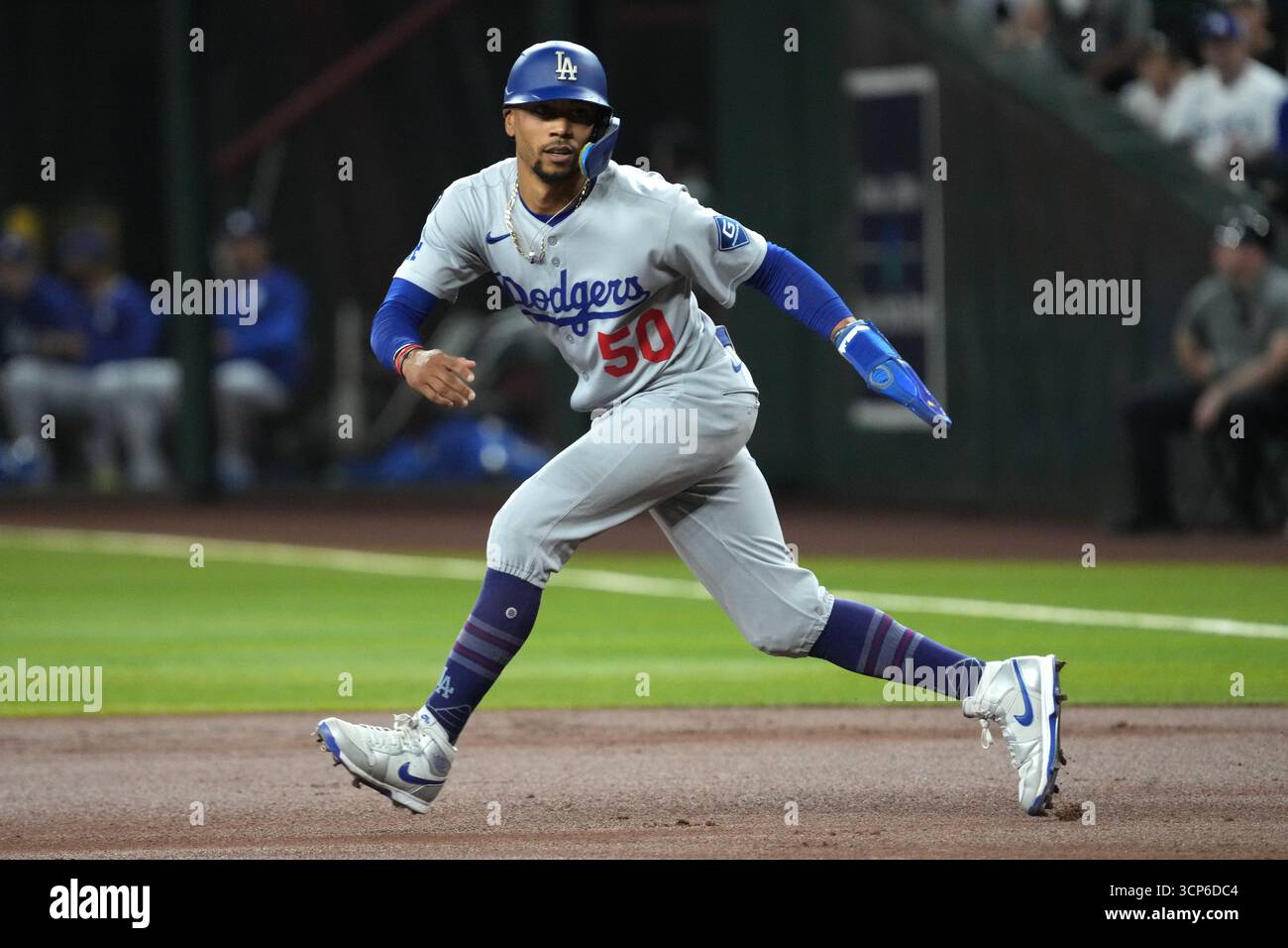 Los Angeles Dodgers shortstop Mookie Betts (50) in the first inning of ...