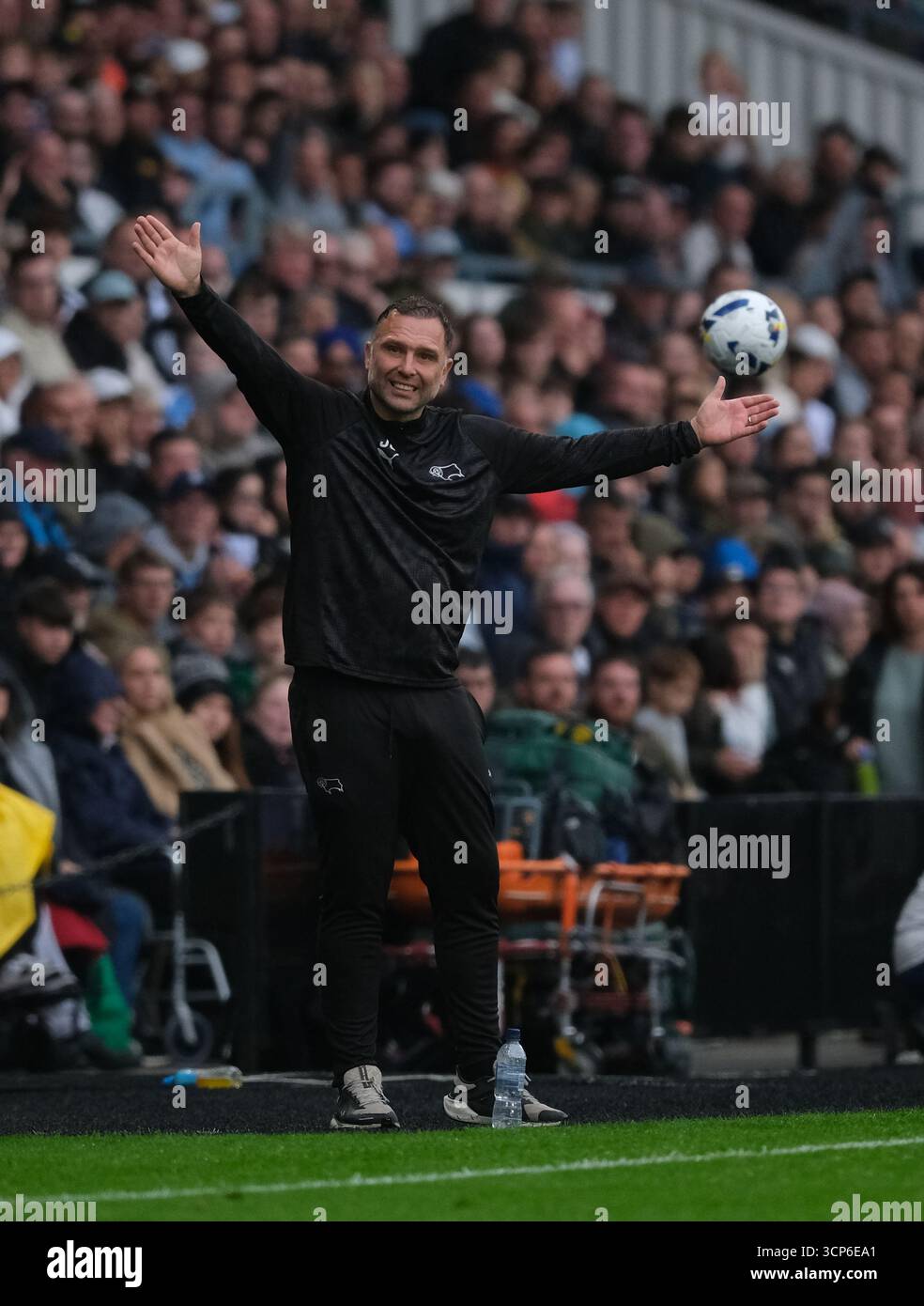 John eustace head coach hi-res stock photography and images - Alamy
