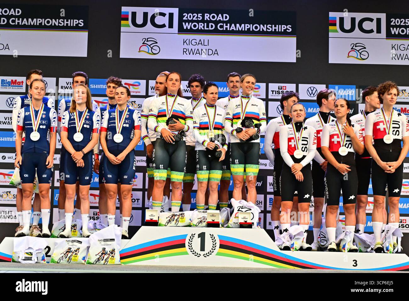 Siegerehrung Mixed-Team-Staffel (Mixed Relay TTT) Australien Gold ...