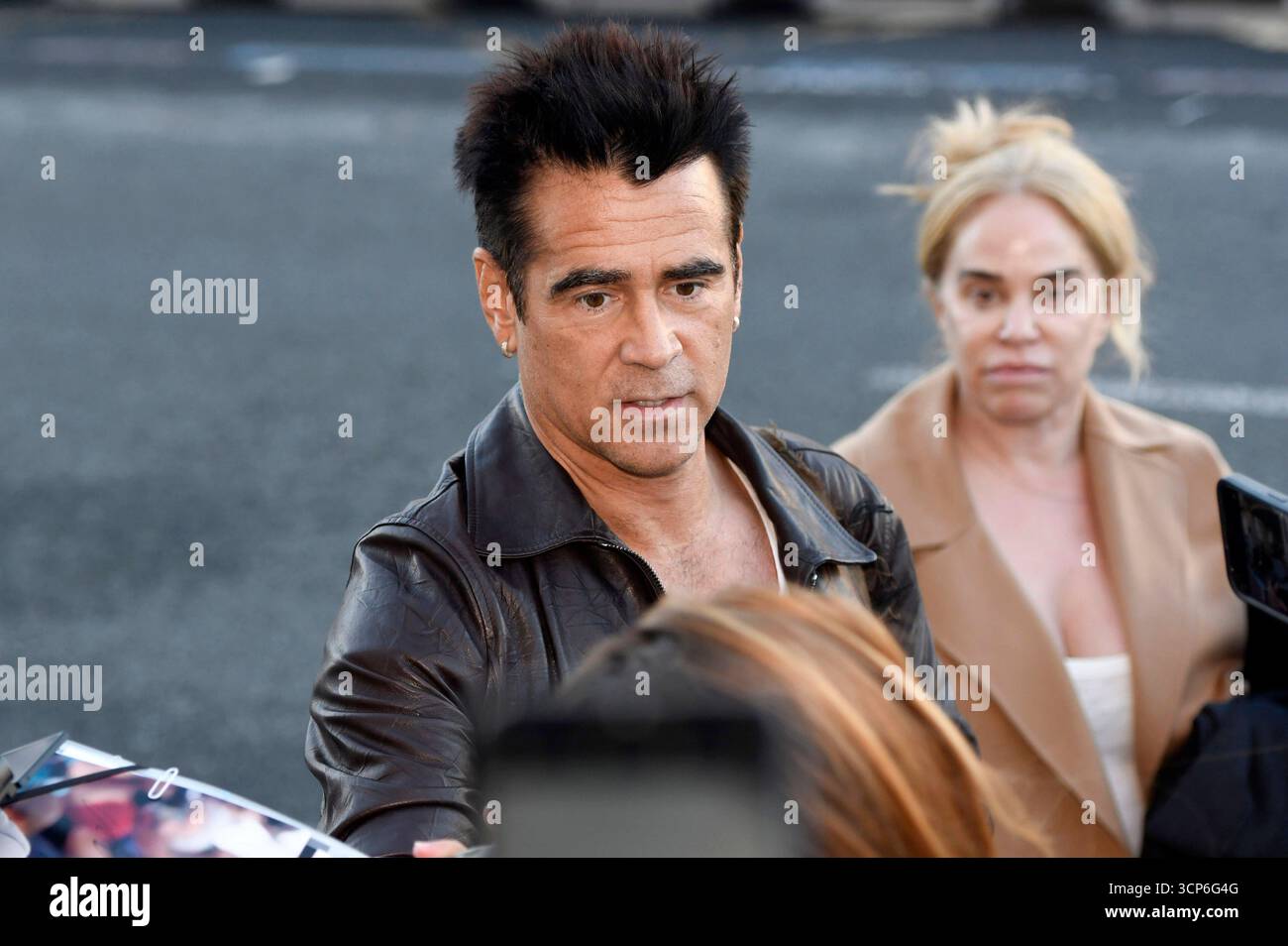 Colin Farrell bei der Ankunft am Hotel Maria Cristina auf dem 73 ...