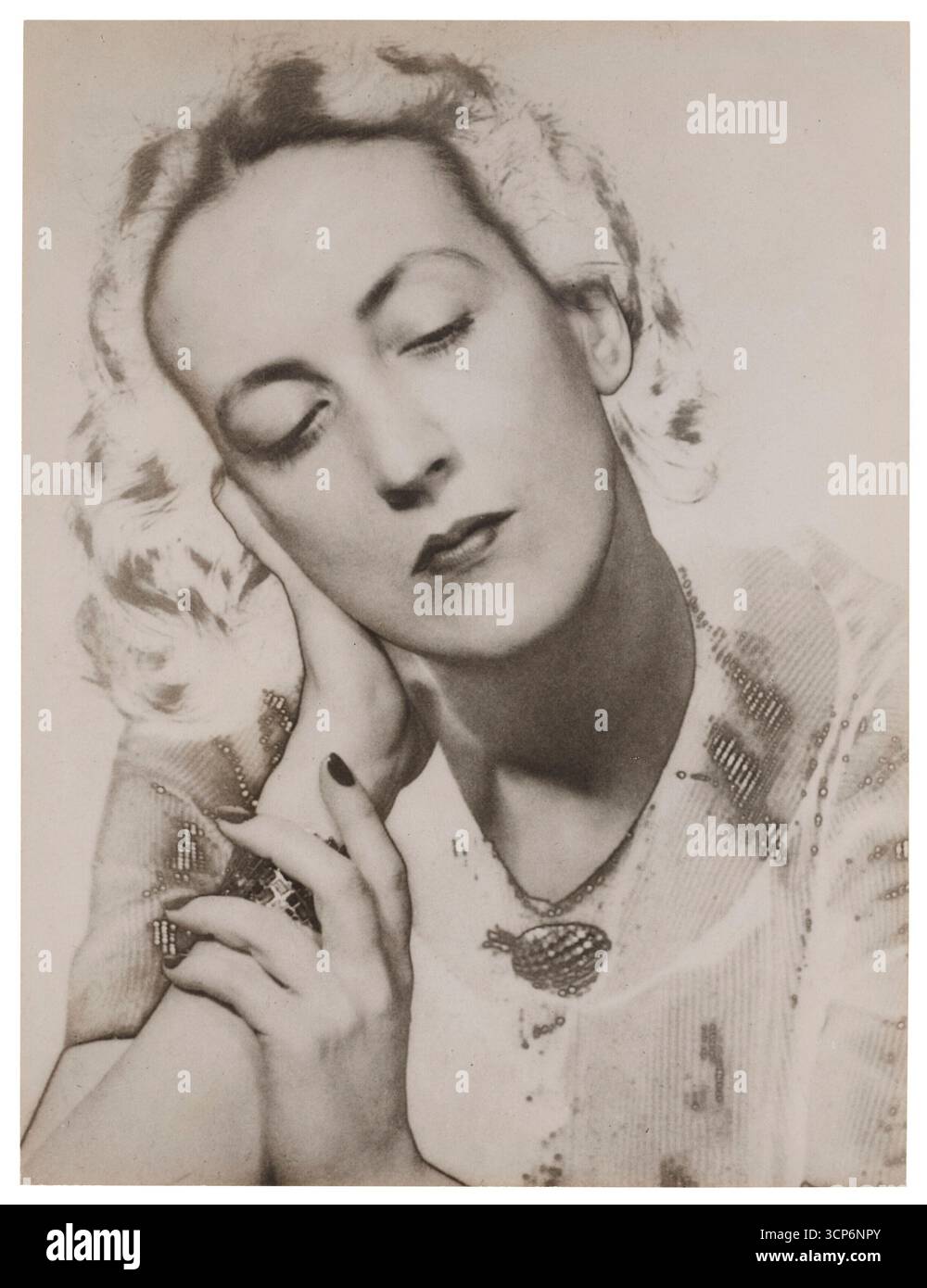 Marie-Laure De Noailles. Museum: © Man Ray Trust Stock Photo - Alamy