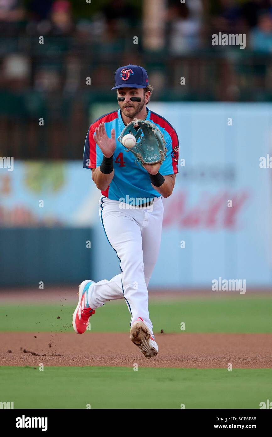 Jacksonville Jumbo Shrimp third baseman Connor Norby (4) fielding ...