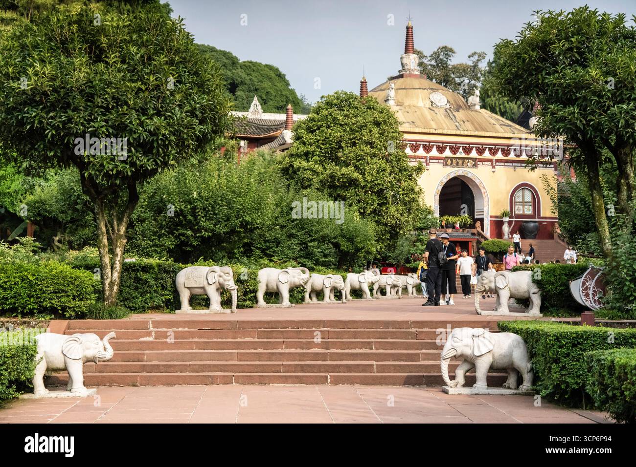 elephants in the garden, Brick hall without beams, built in 1600 ...