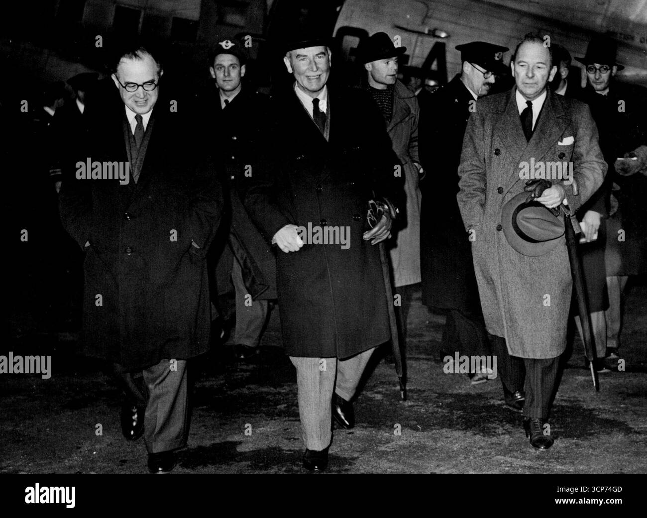 Cunningham Arrives From Palestine as New Terror Flares. Greeted by ...