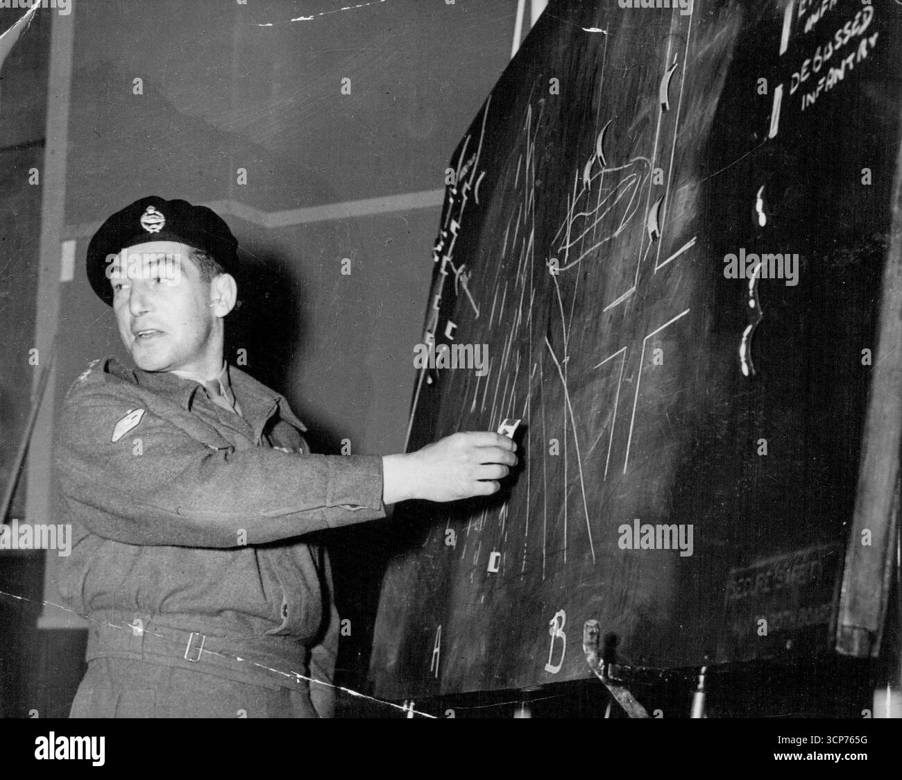Lieutenant colonel l crouch hi-res stock photography and images - Alamy