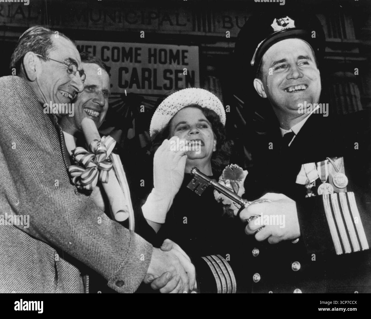 Mayor hugh b quigley hi-res stock photography and images - Alamy