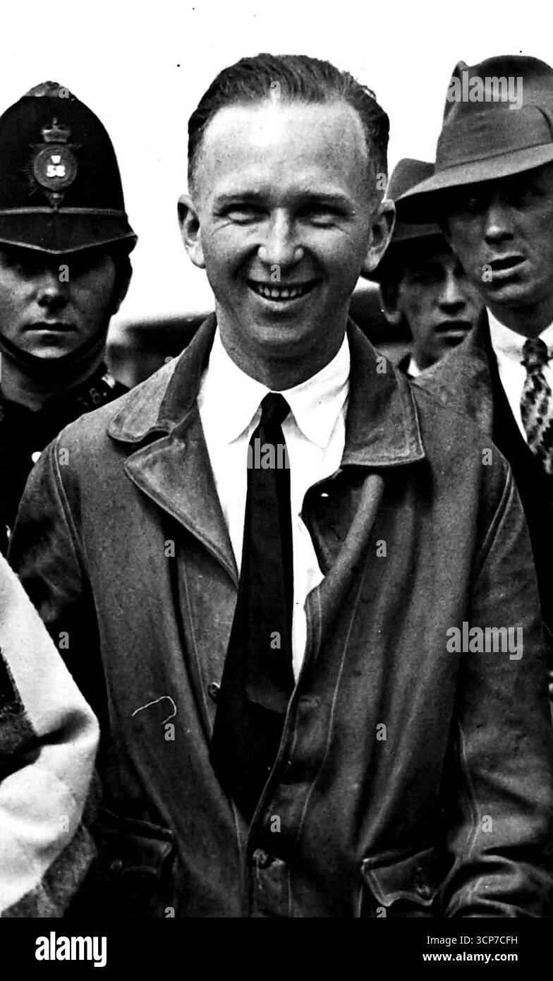 Clarence d chamberlain hi-res stock photography and images - Alamy