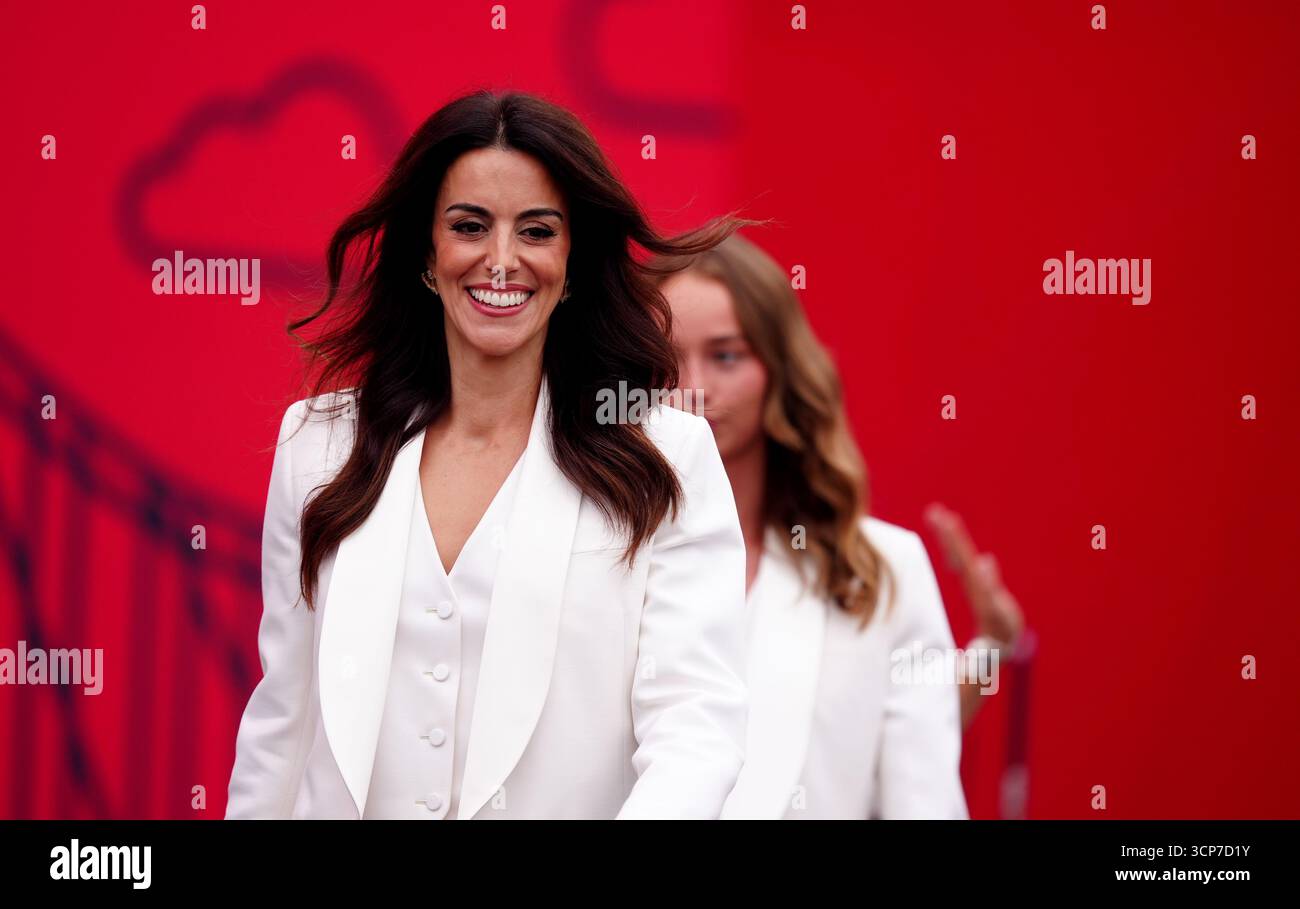 Diane Antonopoulos, wife of Team Europe Captain Luke Donald during the ...