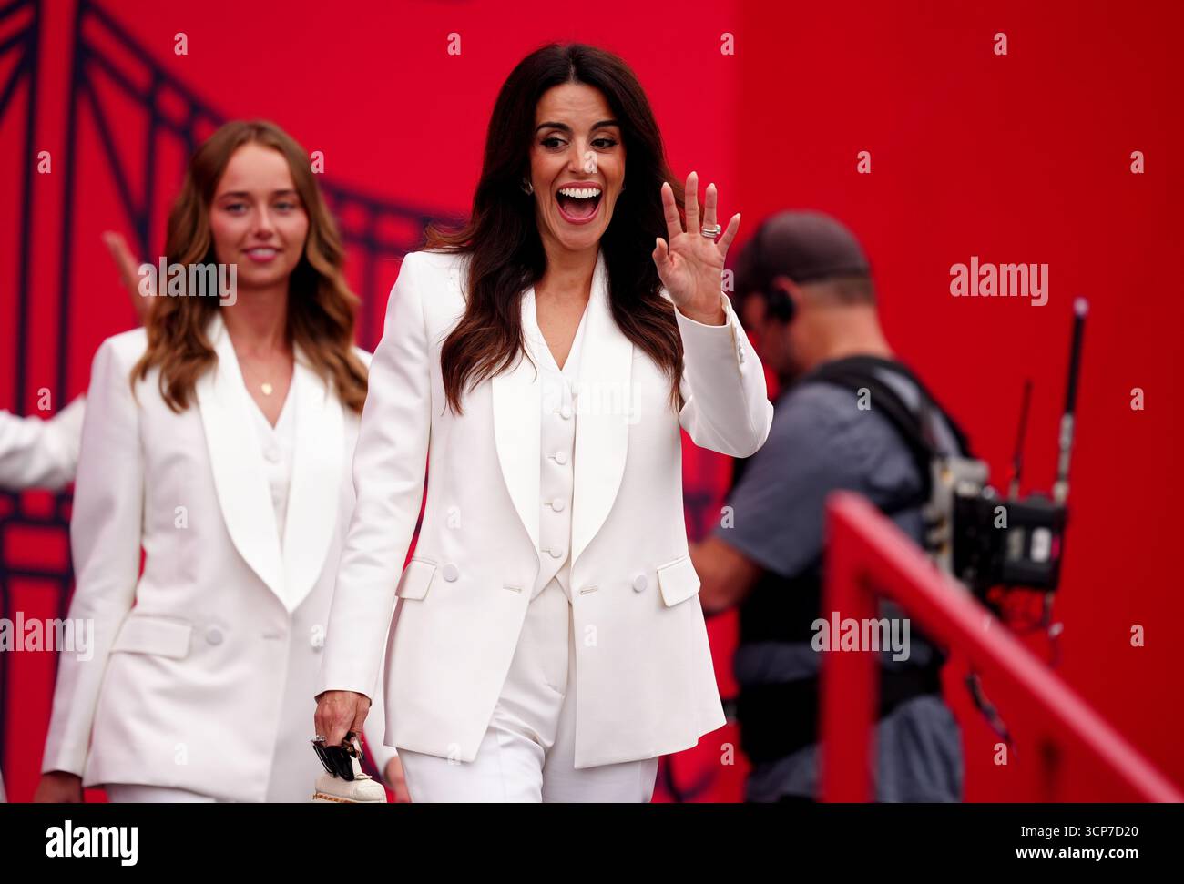 Diane Antonopoulos, wife of Team Europe Captain Luke Donald during the ...