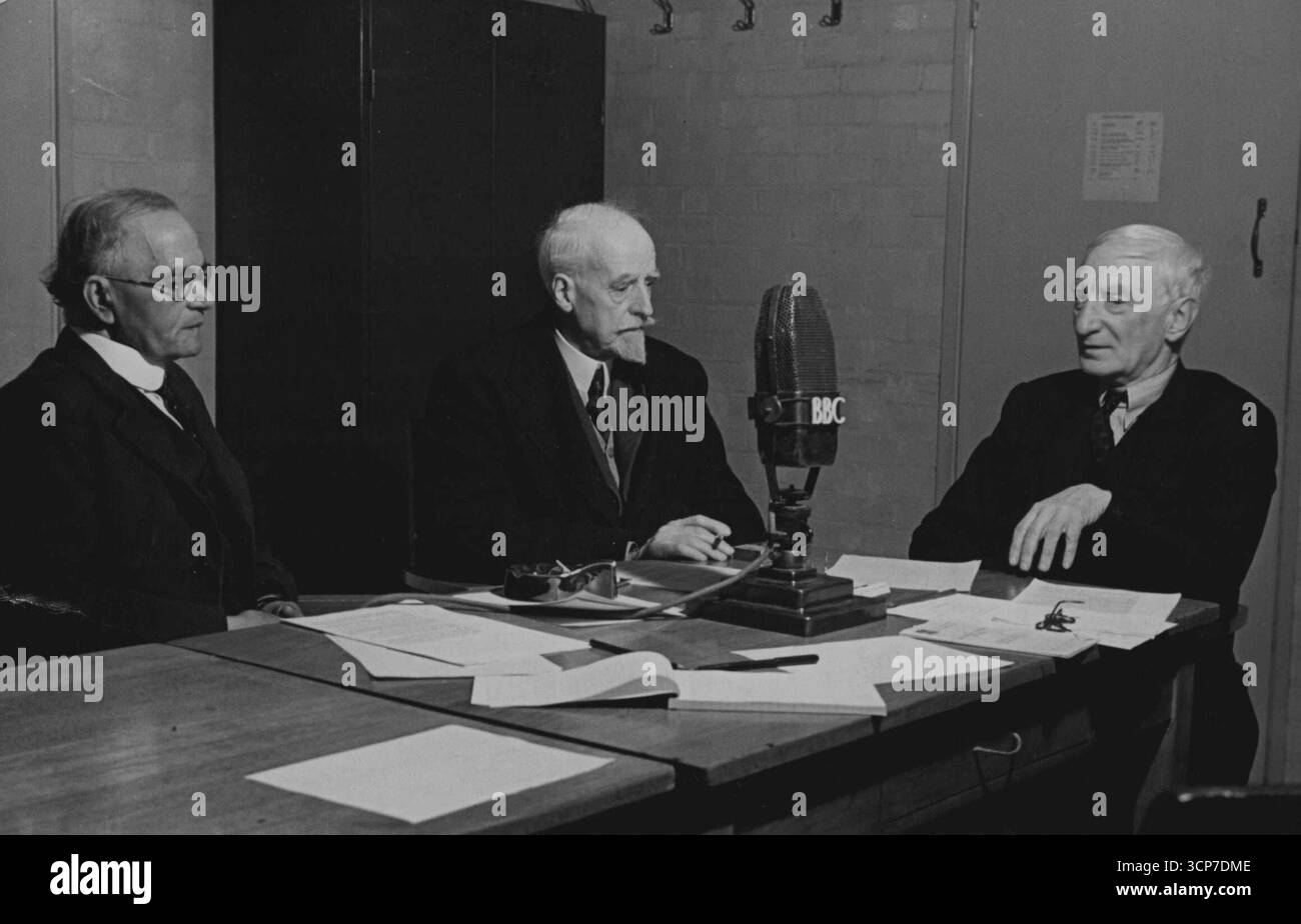 Sir william beveridge black and white hi-res stock photography and ...